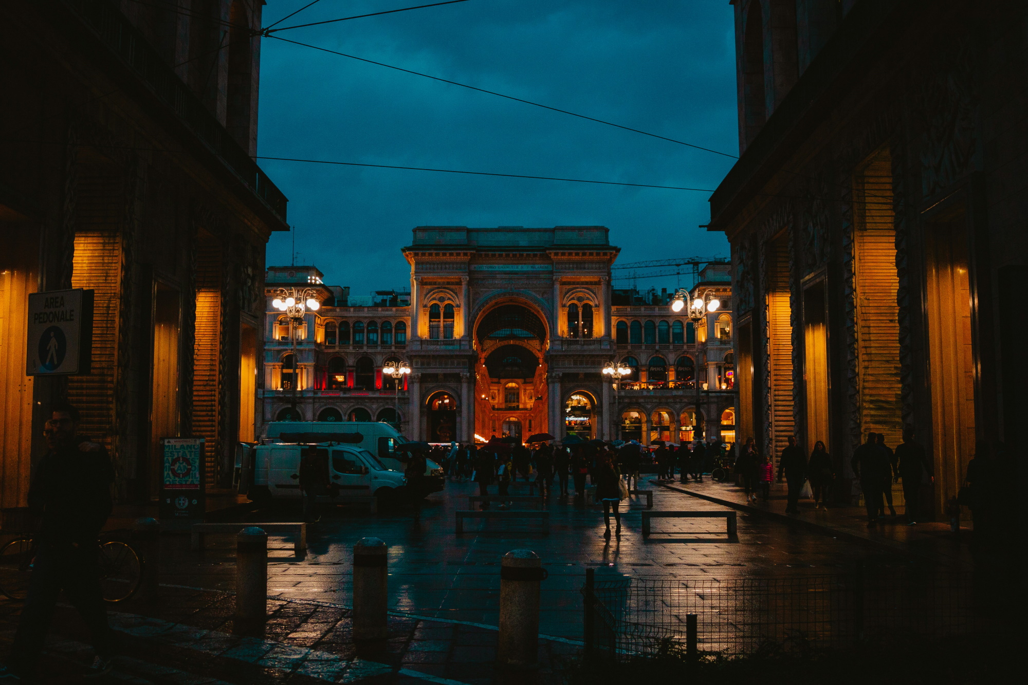 Rain in Milan: ideas and tips on what to do so you don't get bored ...